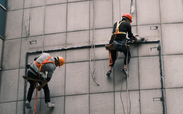 The Importance of Fall Protection Plans | Southeast Rigging Inc.